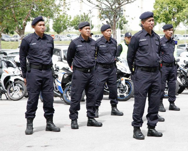 Pelbagai Pangkat dan Gaji Pegawai Polis di Malaysia - ERATUKU